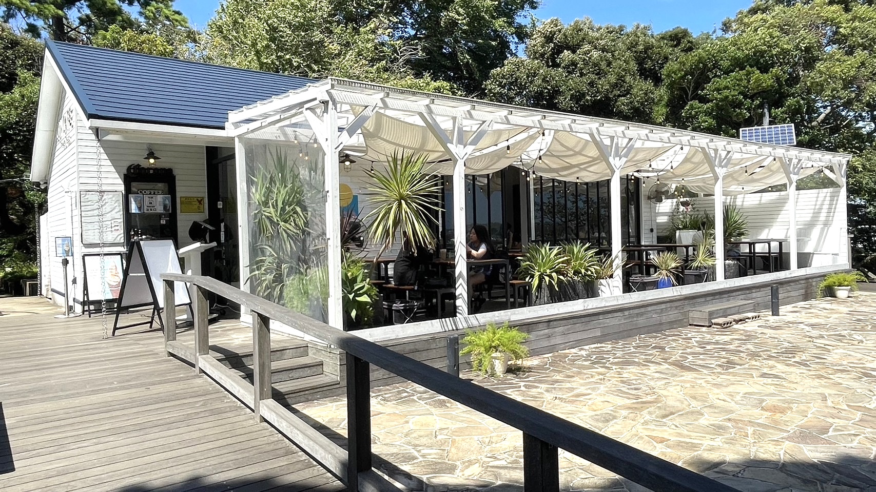 【2025年12月最新】湘南・江ノ島の人気カフェランキングTOP10【食べログ】【Google口コミ】